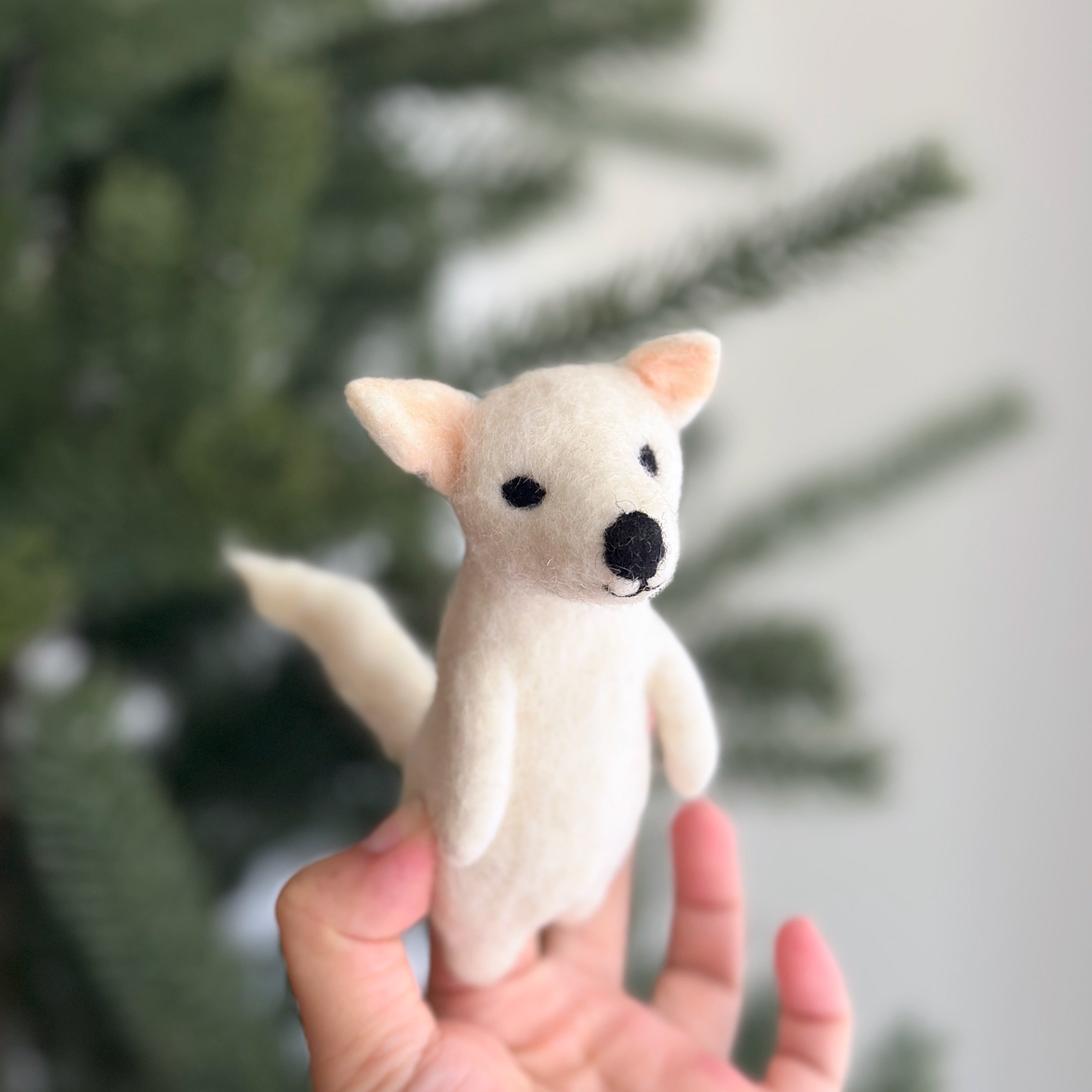 Dire Wolf Finger Puppet – Nature Kids Co.